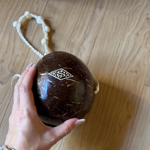 Sol de Janeiro | Bags | Sol De Janeiro Coconut Shell Bag With White ...
